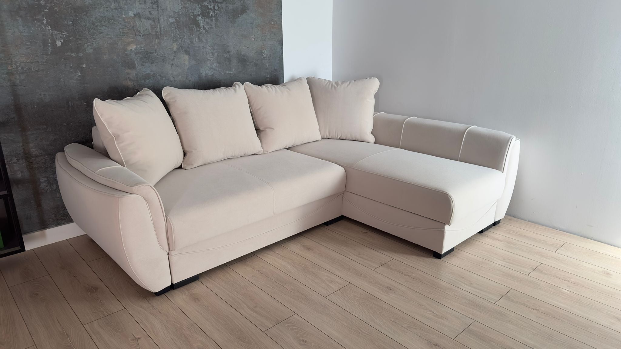 Coltar extensibil Paris mic brat lung